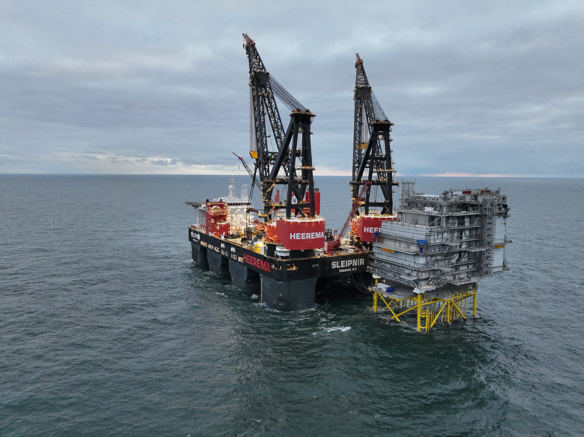 Heerema’s Sleipnir Installs Giant Offshore Converter Station at East ...